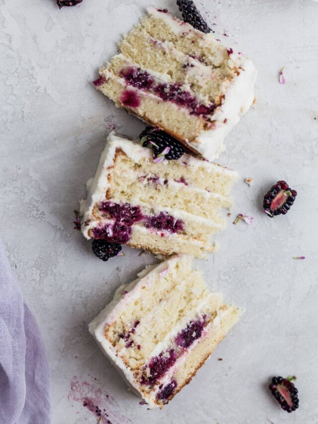 Homemade Blackberry Cake Recipe - Frosting & Fettuccine