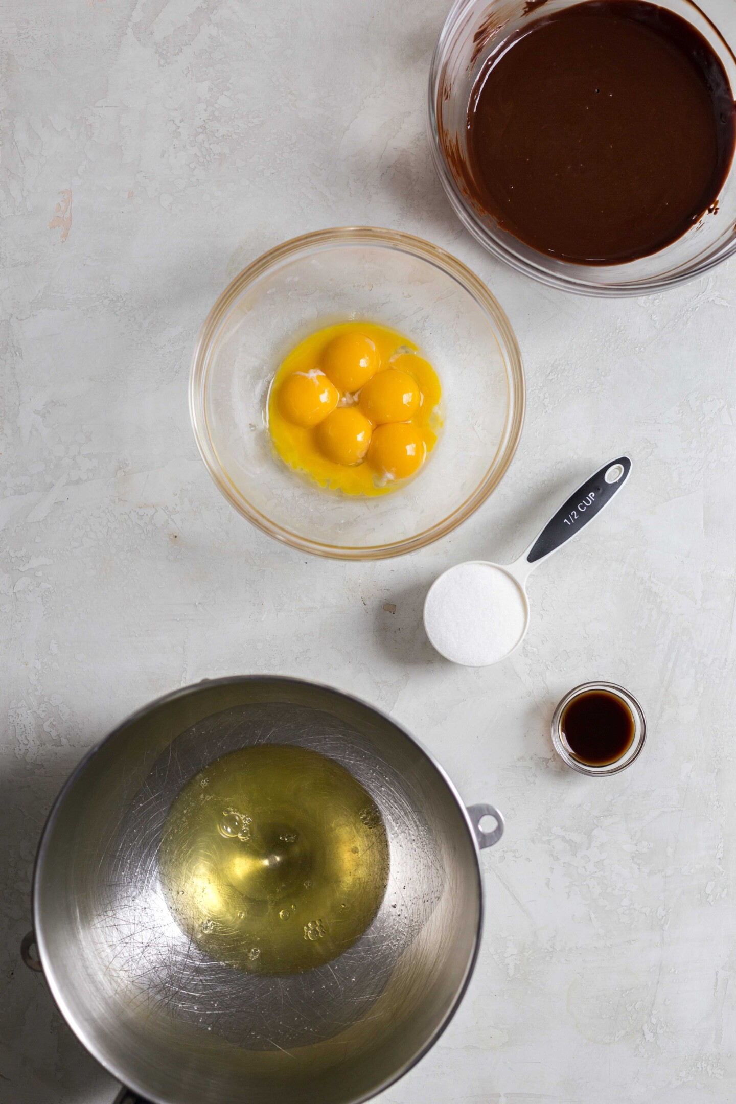 Light and Fluffy Flourless Chocolate Cake - Frosting and Fettuccine