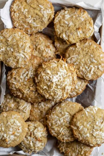 Crispy and Chewy Coconut Cookies - Frosting and Fettuccine