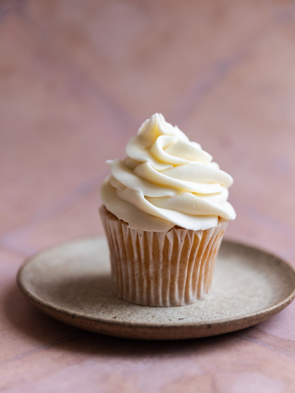 15+ Quick and Easy Cupcake Frosting Recipes - Frosting and Fettuccine