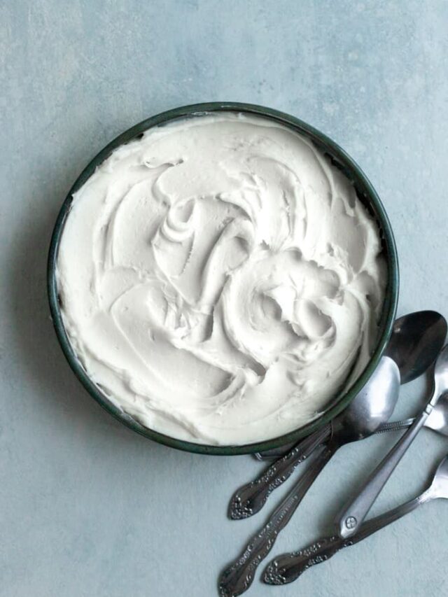 15+ Quick and Easy Cupcake Frosting Recipes - Frosting and Fettuccine