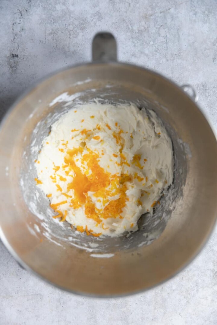 5 Minute Fluffy Orange Buttercream - Frosting and Fettuccine