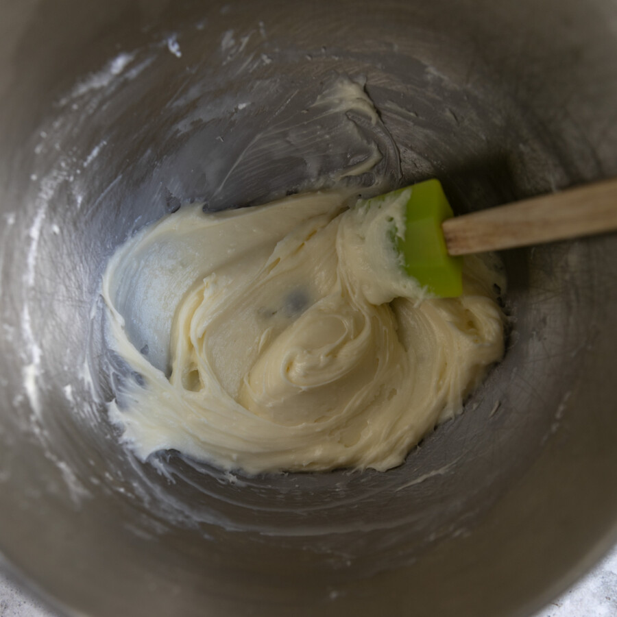 Airy Whipped Cream Cheese Frosting - Frosting and Fettuccine