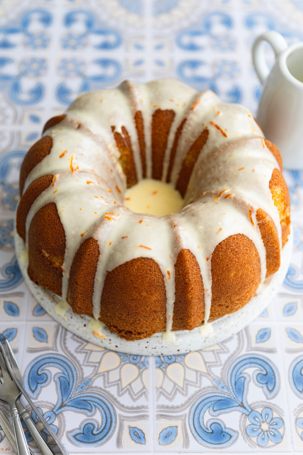 2 Minute Easy Orange Glaze Icing - Frosting and Fettuccine
