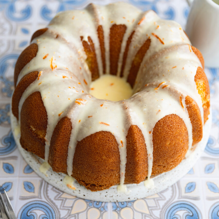 2 Minute Easy Orange Glaze Icing - Frosting and Fettuccine