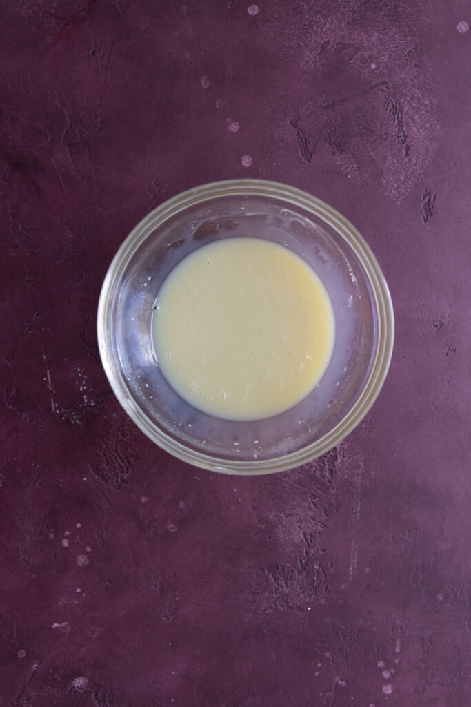 3 Ingredient White Chocolate Glaze - Frosting and Fettuccine