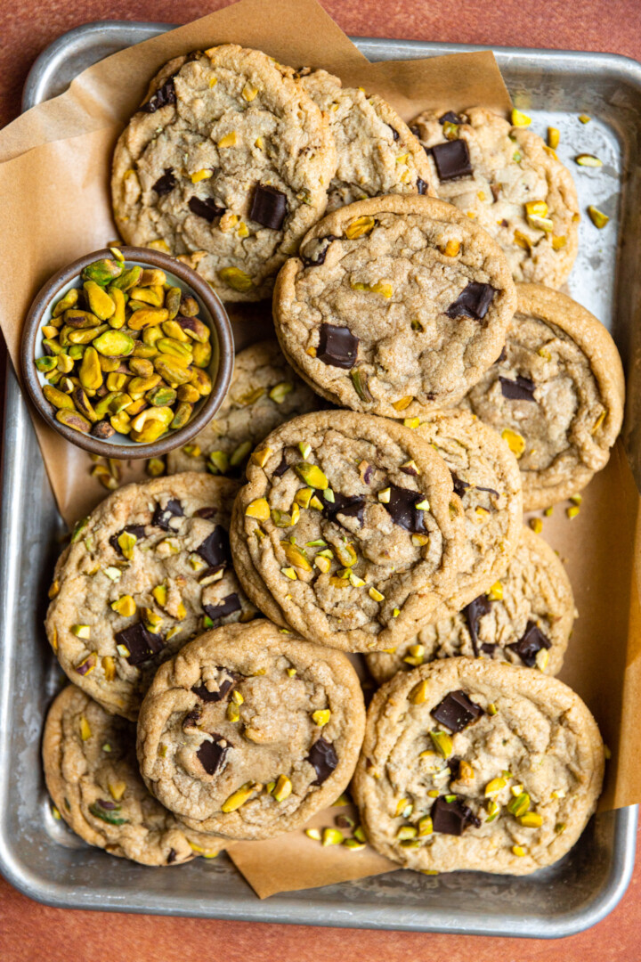 30 Minute Pistachio Chocolate Chip Cookies - Frosting and Fettuccine