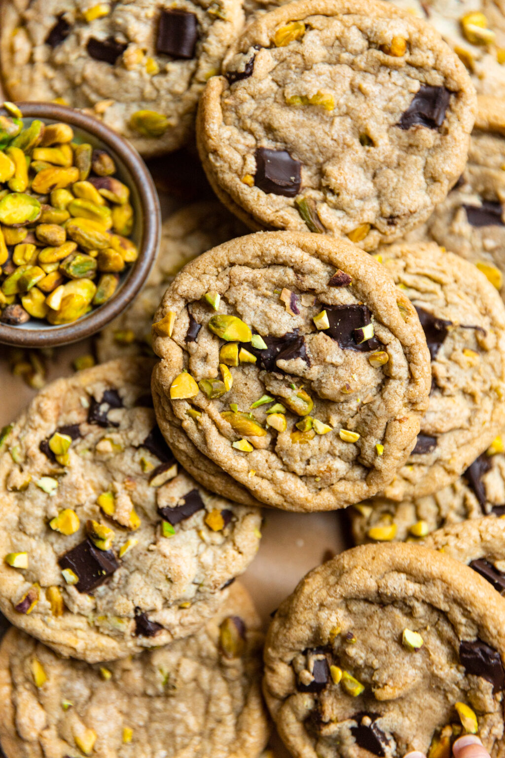 30 Minute Pistachio Chocolate Chip Cookies - Frosting and Fettuccine